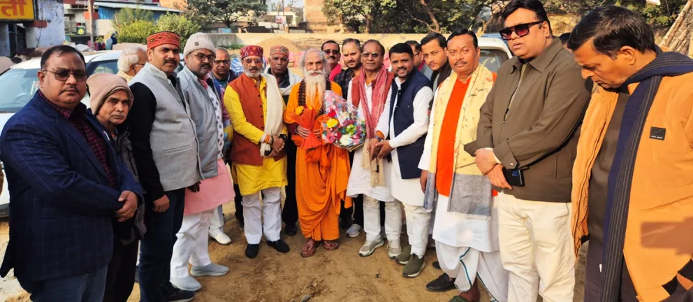 स्वामी प्रखर जी महाराज ने किया निर्माणाधीन भगवान परशुराम मंदिर का ...